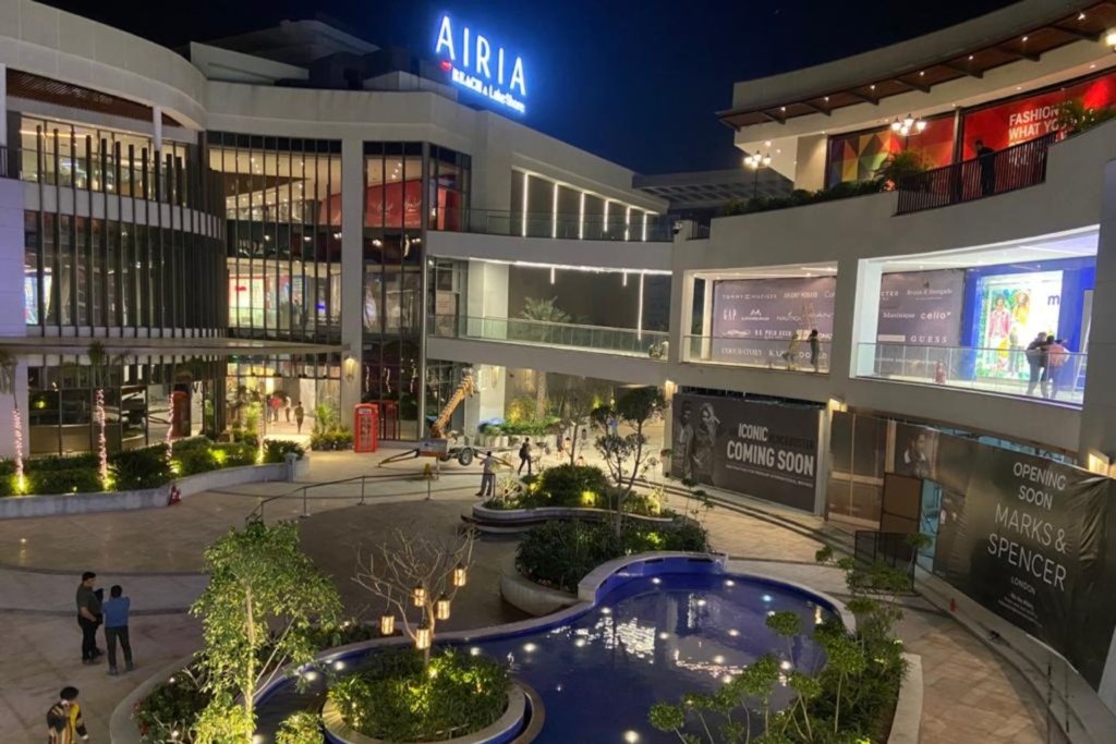 7 Best Malls in Gurgaon: Ambience, WorldMark, & More!