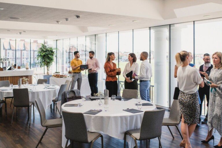 7 Corporate Event Ideas: How to Keep Your Employees Happy - SaltStayz